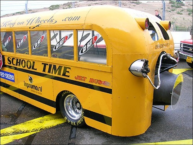 Strange Yellow School Buses ~ MegaMachine